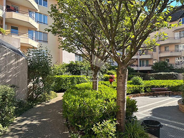 Appartement à vendre - Créteil, Ormetteau, Port - 2 pièces - 1 chambre