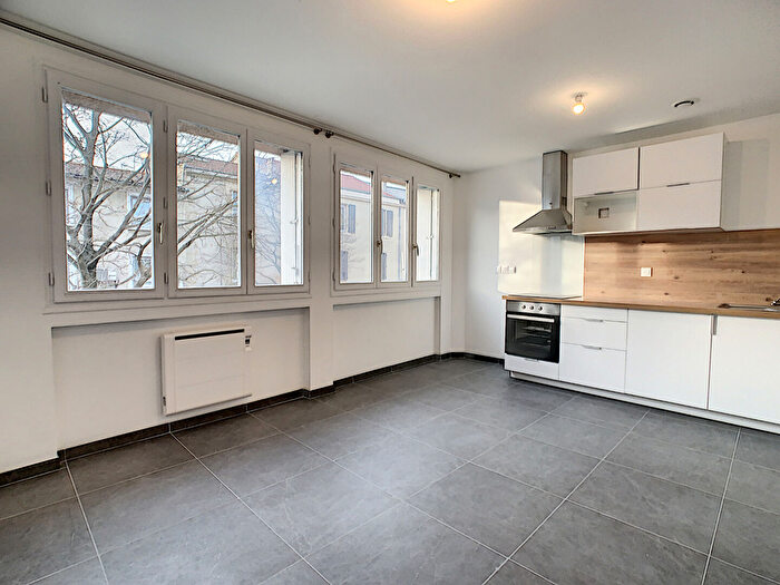 Appartement 1 pièce à louer - Valence, Grand Charran