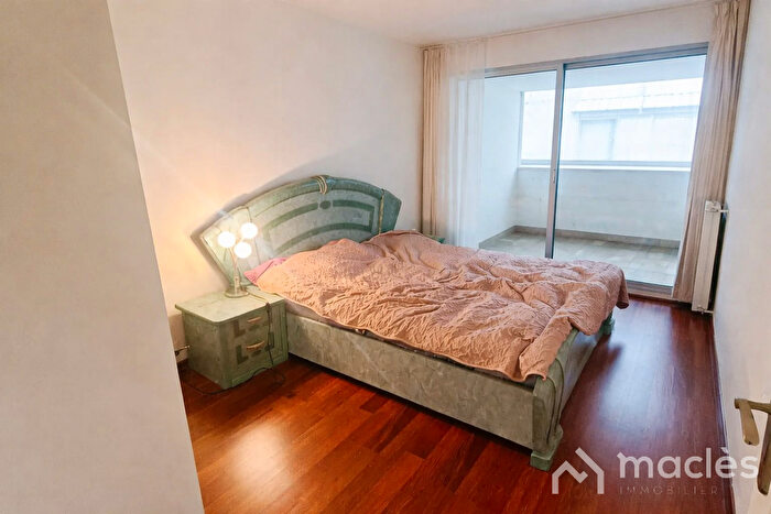 Appartement à vendre - La Courneuve, Verlaine - 5 pièces - 4 chambres