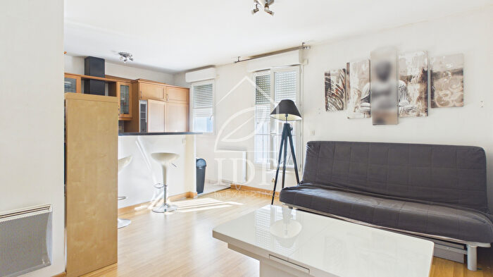Corbeil-Essonnes, Centre-ville - Appartement 2 pièces à vendre