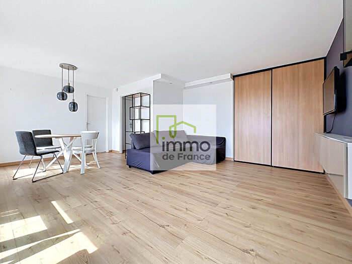 Tourcoing, Gambetta : Appartement 2 pièces à louer