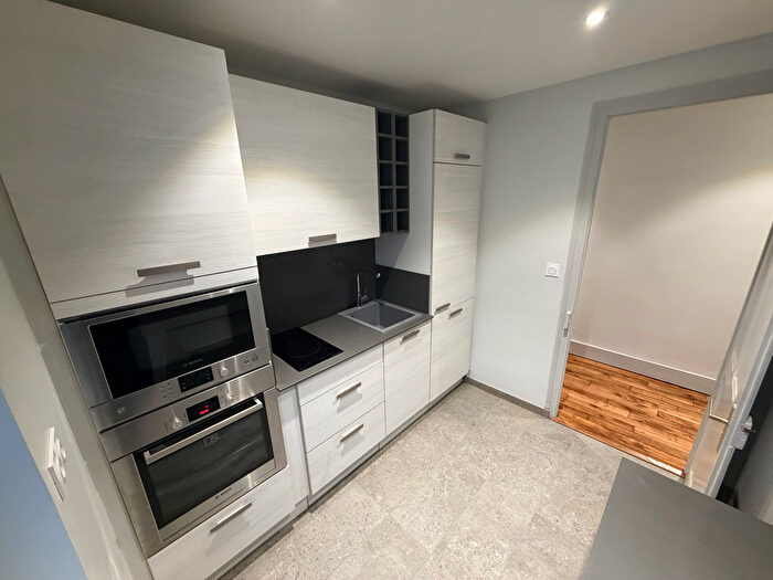 Appartement à louer - Évian-les-Bains - 3 pièces - 2 chambres