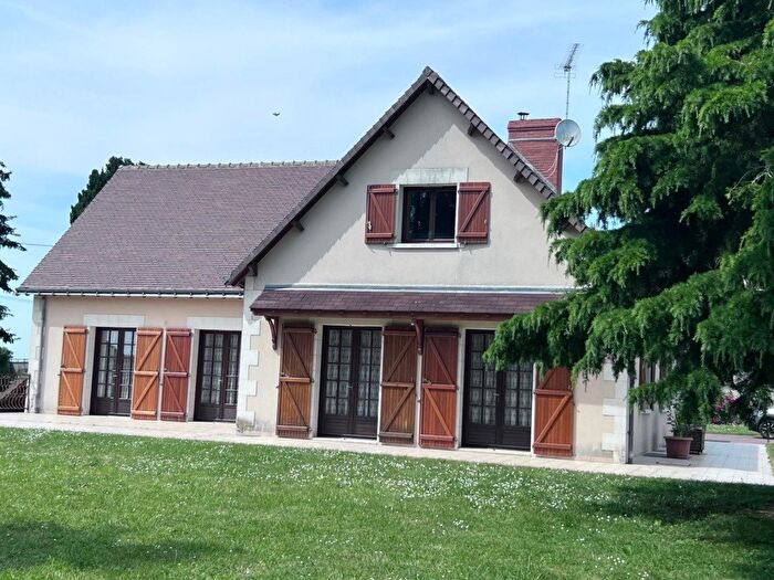 Maison 15 pièces à vendre - Les Ormes