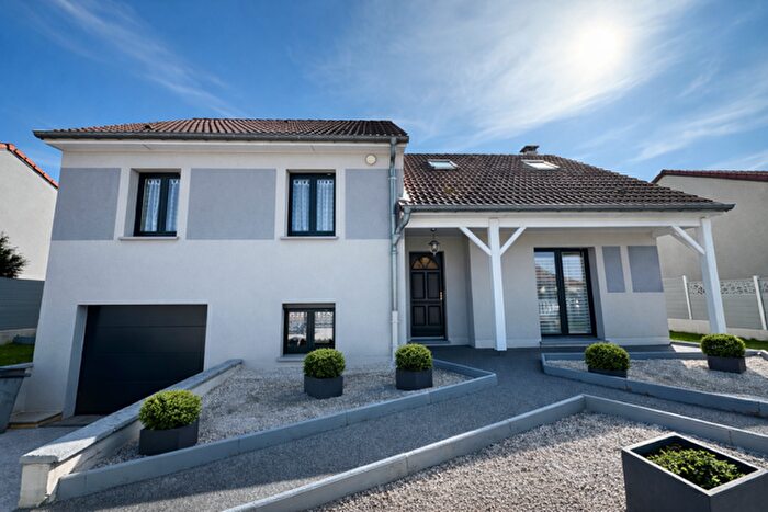 Maison à vendre - Sainte-Marie-aux-Chênes - 6 pièces - 4 chambres