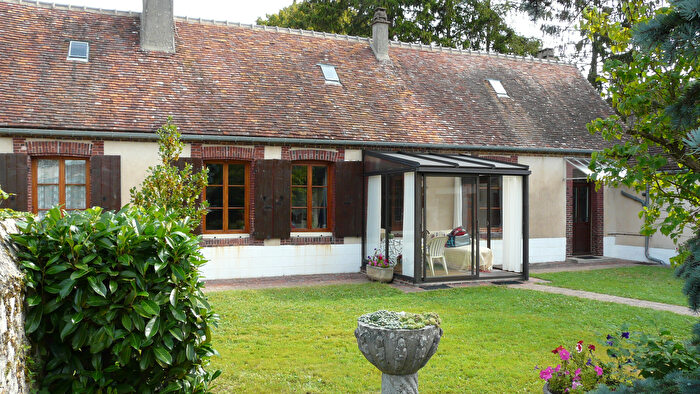 Maison à vendre - Belhomert-Guéhouville - 5 pièces - 3 chambres