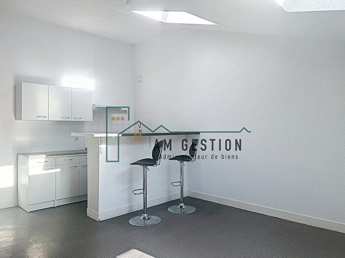 Appartement à louer - Aixe-sur-Vienne - 2 pièces - 1 chambre