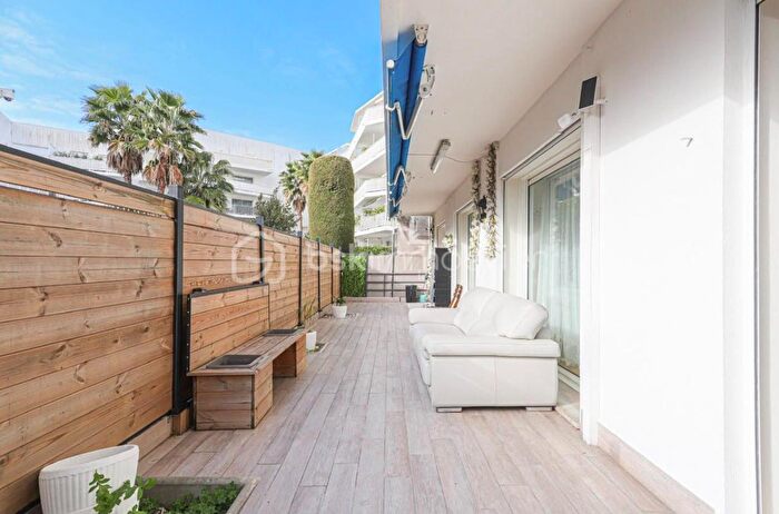 Cannes, Californie Pezou - Appartement 4 pièces à vendre