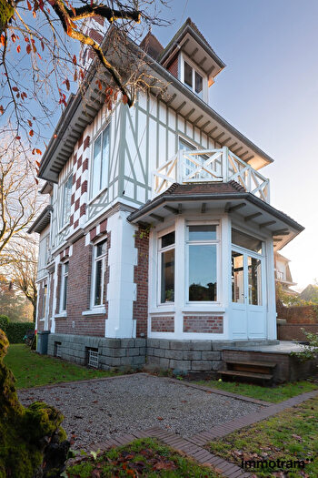 Maison à vendre - Roubaix - 6 pièces - 5 chambres