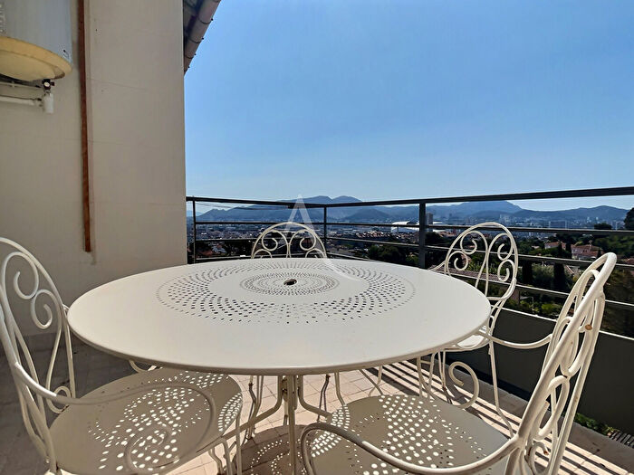 Appartement 1 pièce à louer à Marseille 8ème, Perier