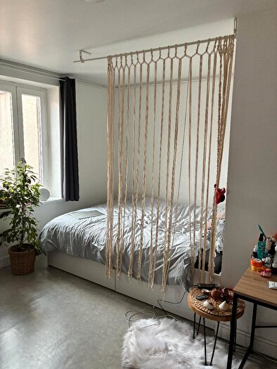 Appartement à louer - Clermont-Ferrand, Delille, Cathédrale, La Gare - 1 pièce