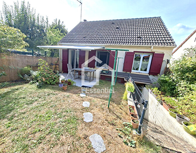 Maison à vendre - Les Mureaux, Route de Verneuil, Aérodrome - 5 pièces - 3 chambres