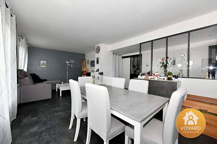 Appartement à vendre - Groslay - 4 pièces - 2 chambres