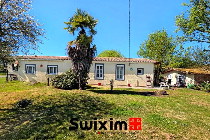 Maison à vendre - Gaillan-en-Médoc - 6 pièces - 4 chambres