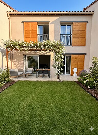 Maison à vendre - Marseille e , Château-Gombert - 4 pièces