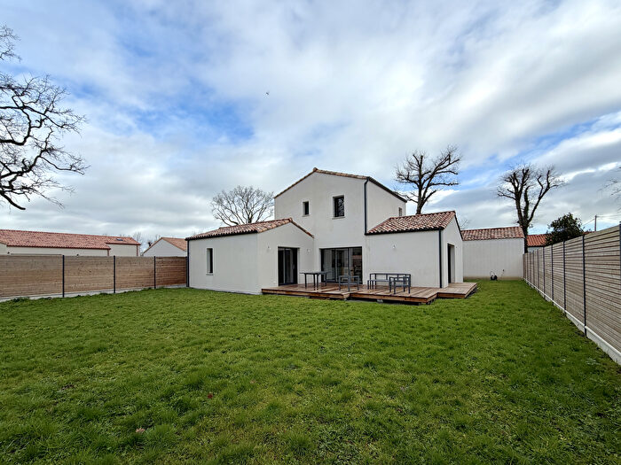 Maison à vendre - Sallertaine - 5 pièces - 3 chambres