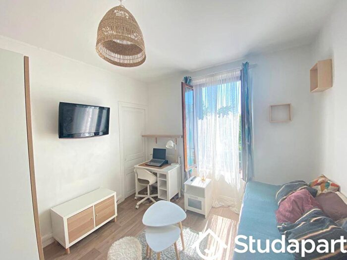 Ermitage-Nacelle Papeterie, Corbeil-Essonnes - Appartement 1 pièce à louer