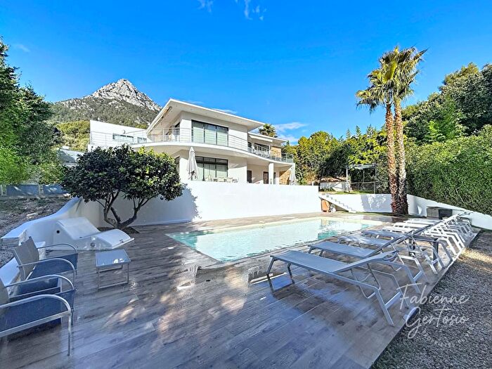 Maison à vendre - La Valette-du-Var, Libération - 7 pièces - 4 chambres