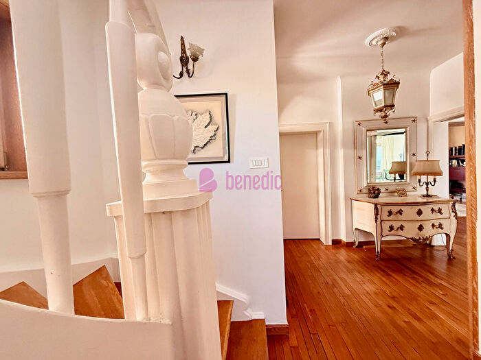 Maison à vendre - Forbach, Centre-ville - 6 pièces - 4 chambres