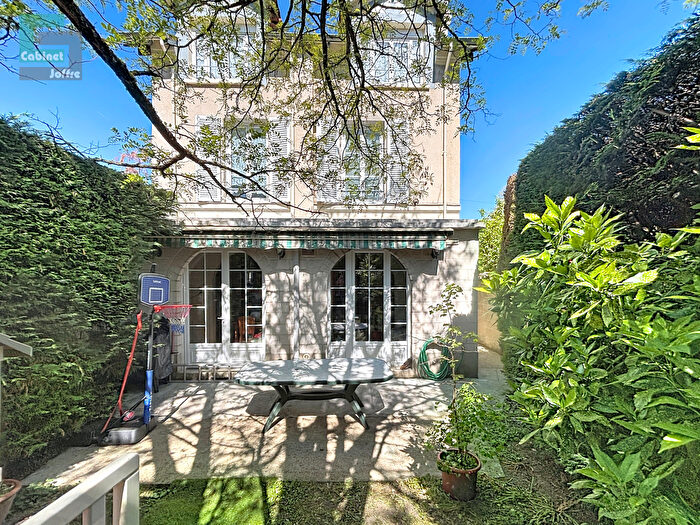 Maison 8 pièces à vendre à Avon, Bercelle, Gare