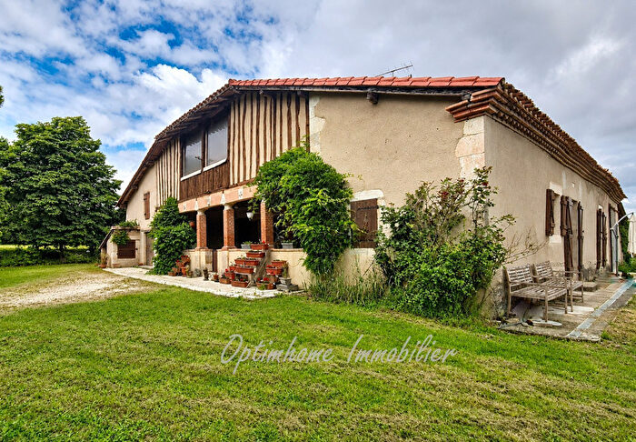 Maison 6 pièces à Asques, à vendre