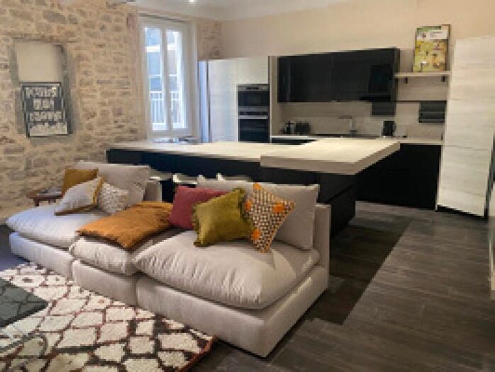 Appartement 2 pièces à Nîmes, Placette, à louer