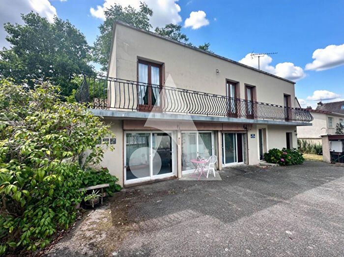 Maison à vendre - Bouray-sur-Juine - 6 pièces - 4 chambres