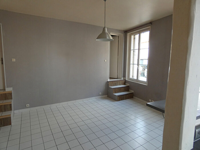 Appartement à vendre - Crépy-en-Valois, Prévert, Vassal - 3 pièces - 2 chambres