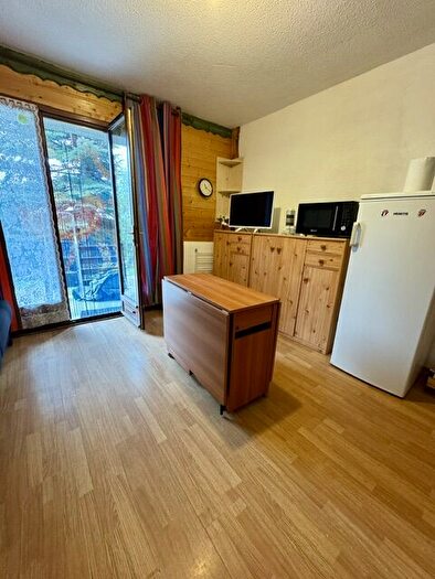 Appartement 2 pièces à Les Angles, à louer