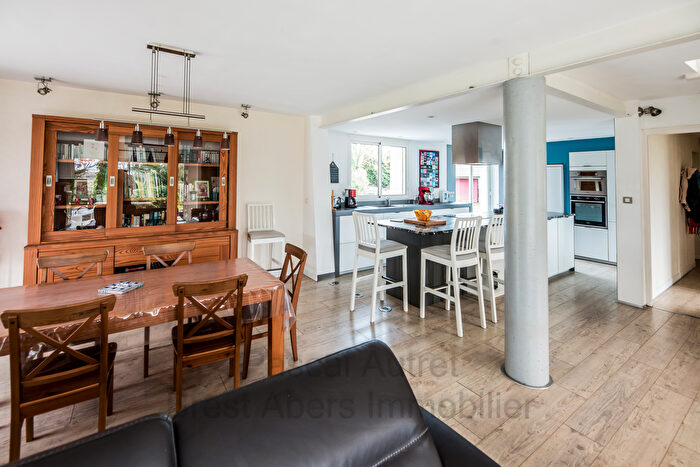 Maison à vendre - Plouguin - 6 pièces - 4 chambres