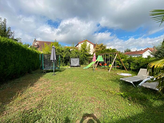 Saint-Brice-sous-Forêt, Centre-ville, Clos : Maison 5 pièces à vendre