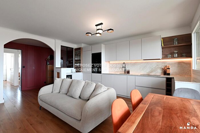 Appartement 3 pièces à Courbevoie, Bécon, à louer