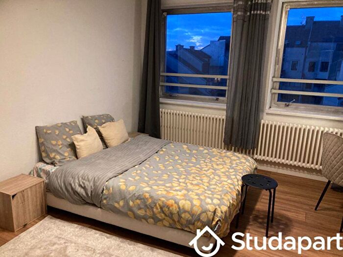 Appartement à louer - Centre Ville, Thionville - 1 pièce - 3 chambres