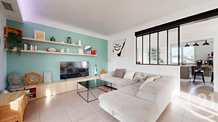 Appartement à vendre - Bassussarry - 5 pièces - 4 chambres