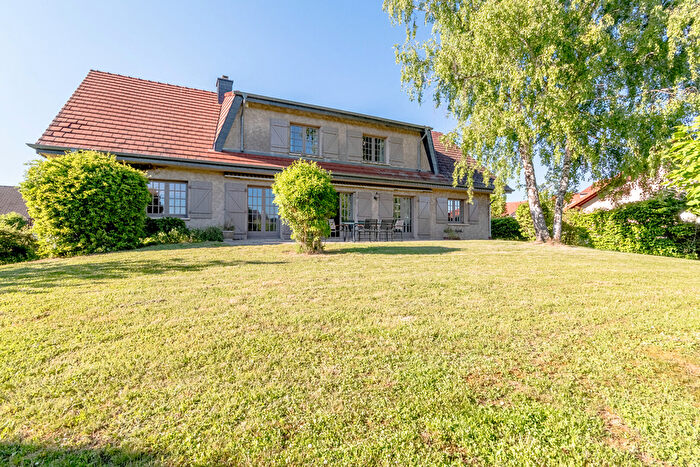 Maison à vendre - Varize-Vaudoncourt - 9 pièces - 6 chambres