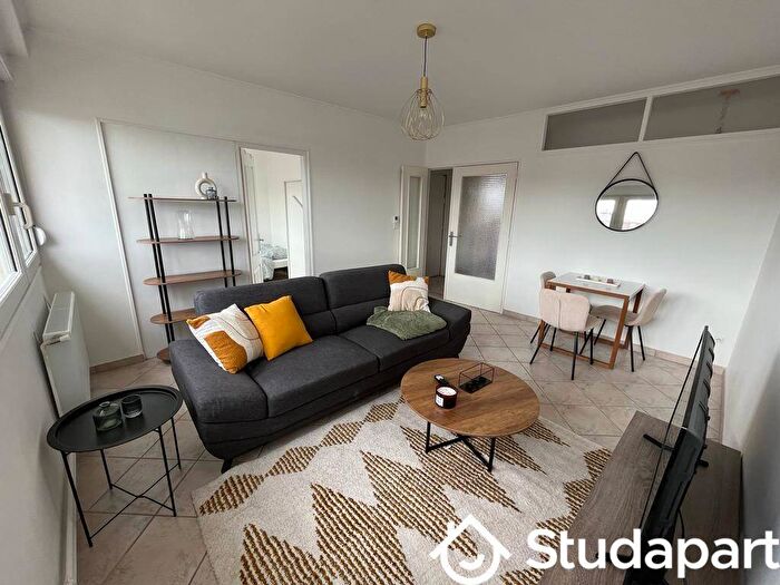 Appartement à louer - Sablon, Metz - 1 pièce - 1 chambre