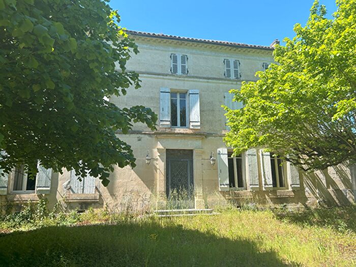 Maison 8 pièces à vendre à Villars-les-Bois