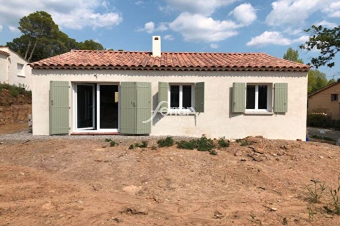 Maison 4 pièces à Salernes, à louer