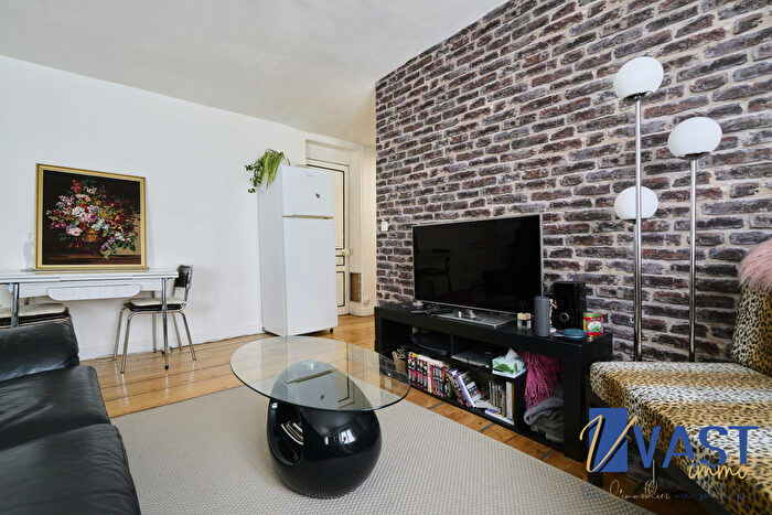 Appartement à vendre - Lille - 3 pièces - 2 chambres