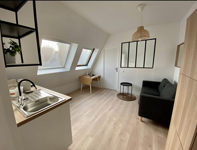 Appartement à louer - Chateau dEau-Lancry, Paris ème arrondissement - 2 pièces - 1 chambre