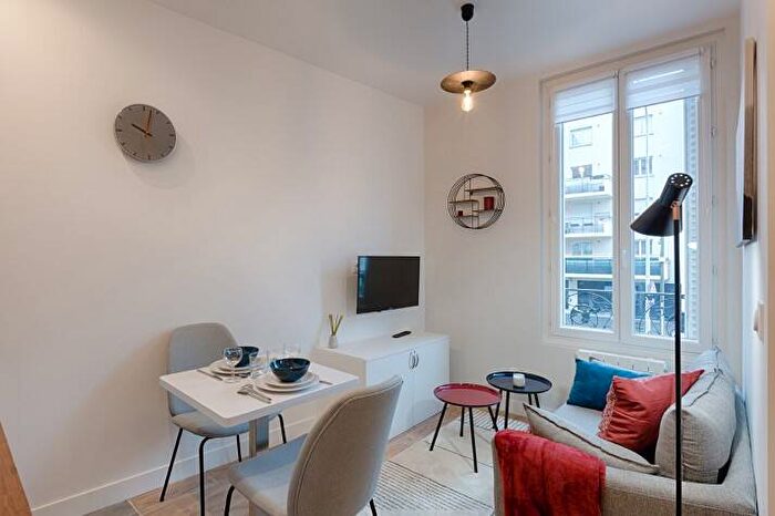 Hôtel de Ville, Courbevoie - Appartement 2 pièces à louer