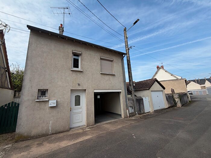 Maison à vendre - Gien, Centre-ville - 2 pièces - 1 chambre