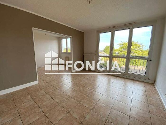 Europe, Tours : Appartement 4 pièces à louer