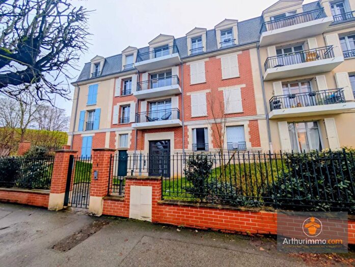 Appartement à louer - Compiègne - 3 pièces - 2 chambres