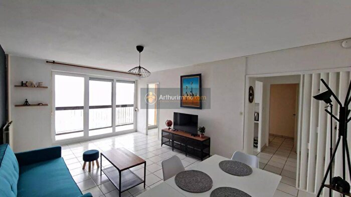 Appartement à louer - Lambézellec, Brest - 1 pièce - 3 chambres