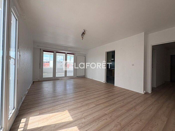 Appartement 4 pièces à Saint Pierre, Royan, à louer