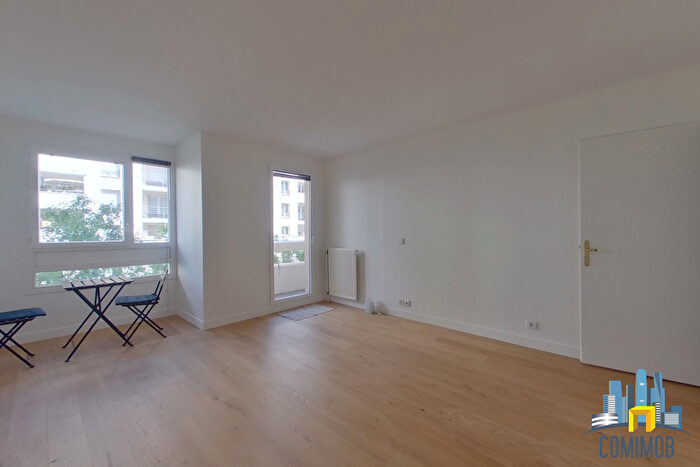 Appartement à louer - Courbevoie, Faubourg de lArche - 2 pièces - 1 chambre