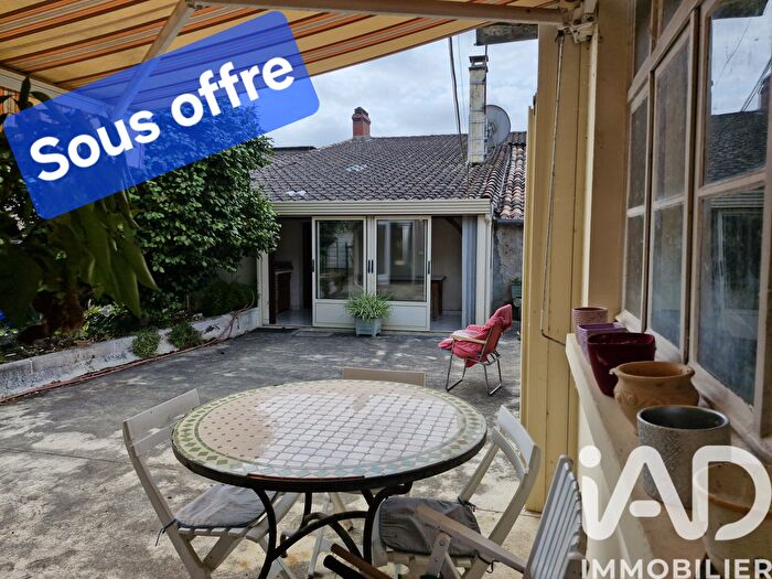 Maison à vendre - Lamothe-Montravel - 6 pièces - 2 chambres