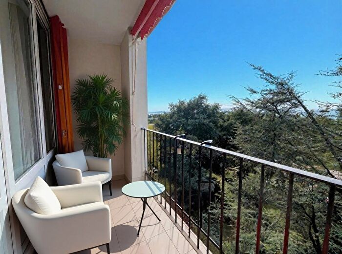 Appartement à vendre - Vitry-sur-Seine - 3 pièces - 2 chambres