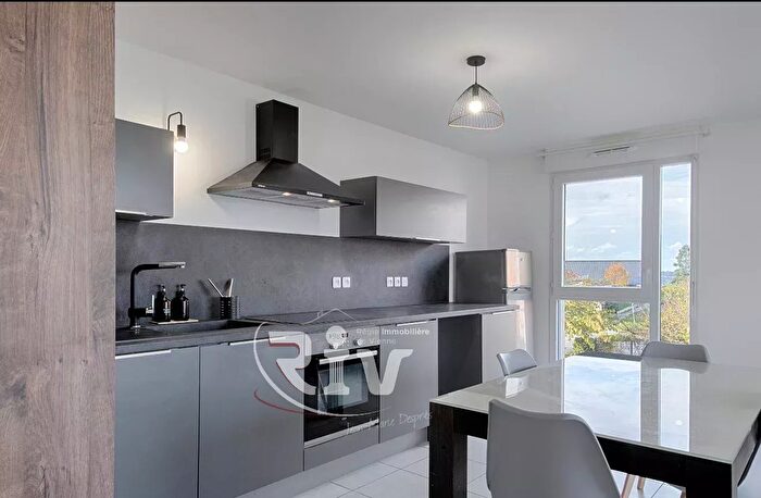 Appartement à louer - Serpaize - 2 pièces - 1 chambre