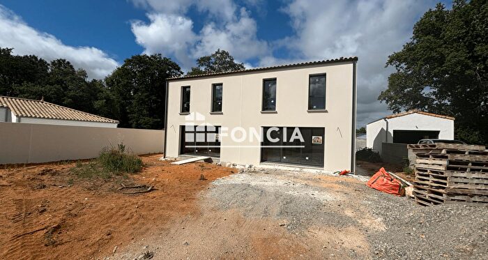 Maison à vendre - Challans, Route de Cholet, Route de la Roche-sur-Yon - 5 pièces